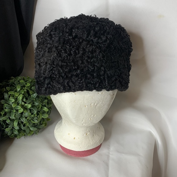 mary louise creations | Accessories | Vintage Mcm 96 Womens Black ...